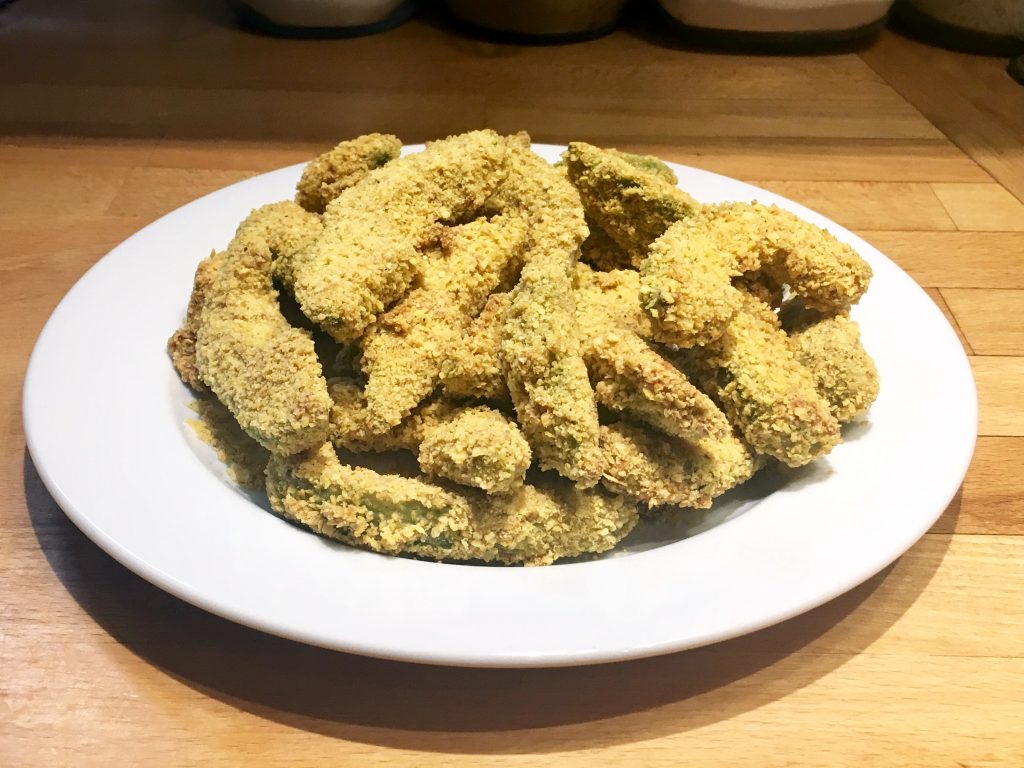 Avocado-Tortilla-Sticks mit frischem Dip